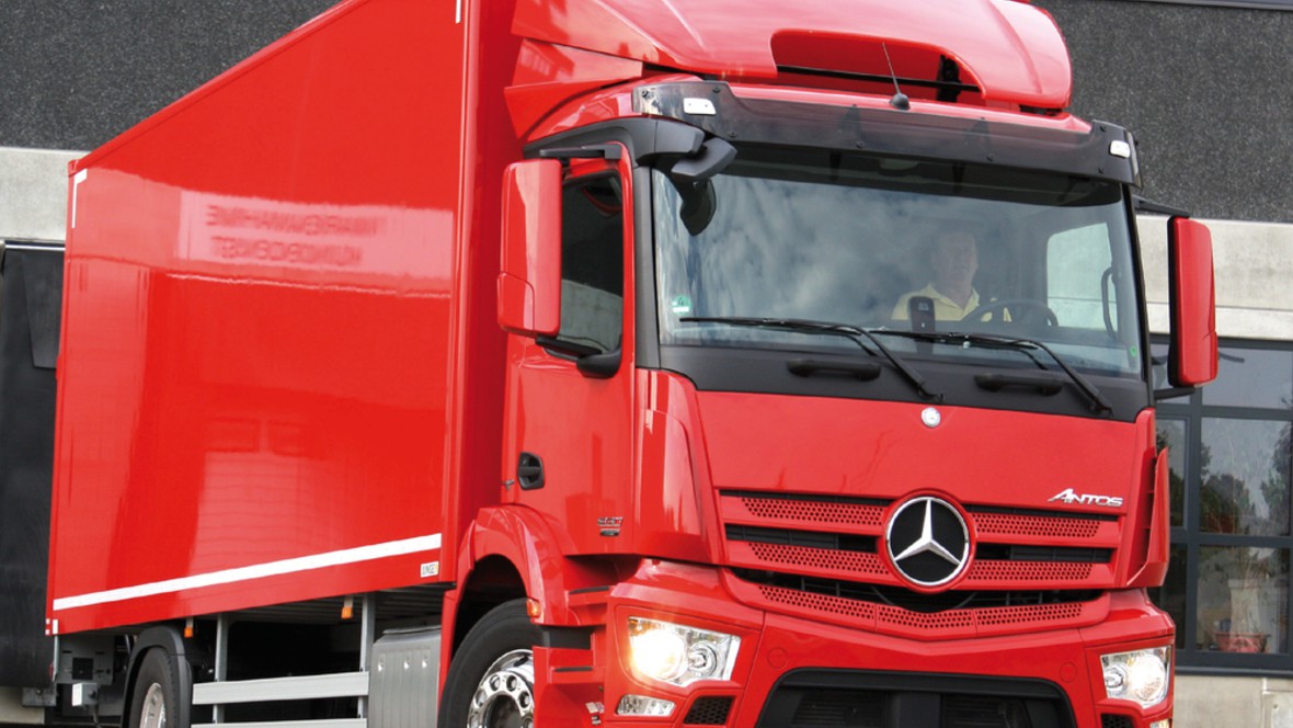 Mercedes-Benz Antos 1830